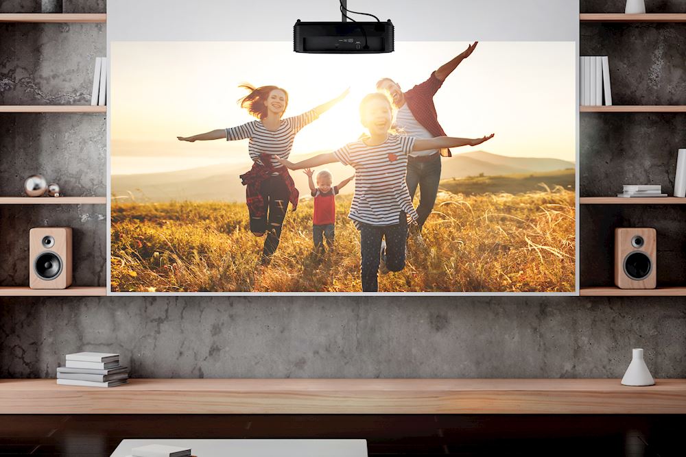HD145X Big Screen Entertainment | Optoma Europe